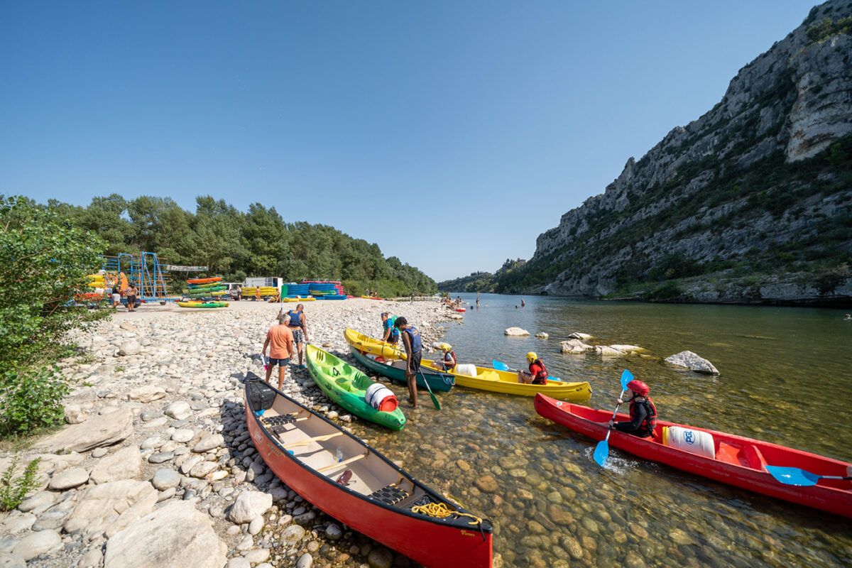 Canoës Service - Site officiel - Gorges de l'Ardèche en canoë - Vallon ...